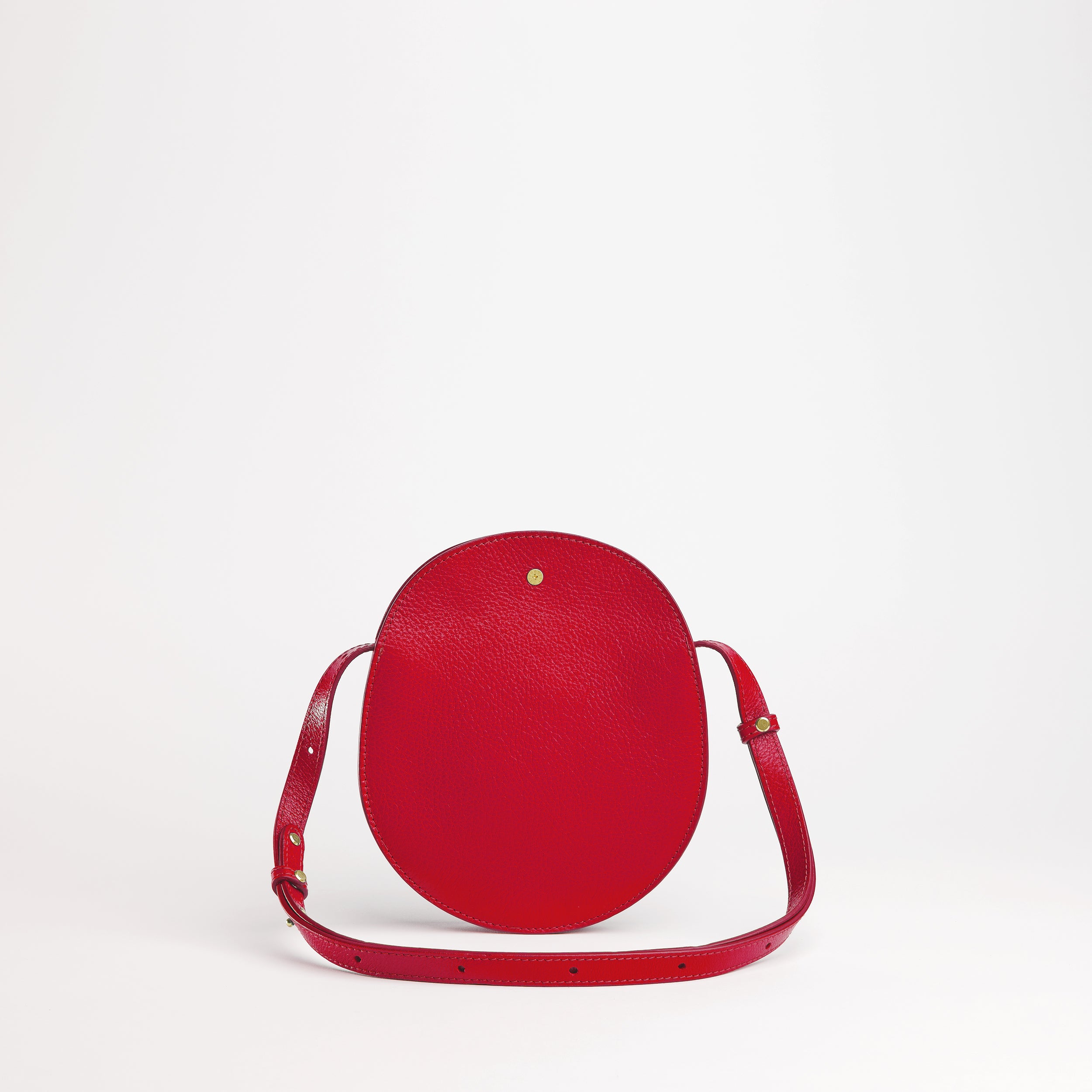 Eggi in Carmine – LINDQUIST