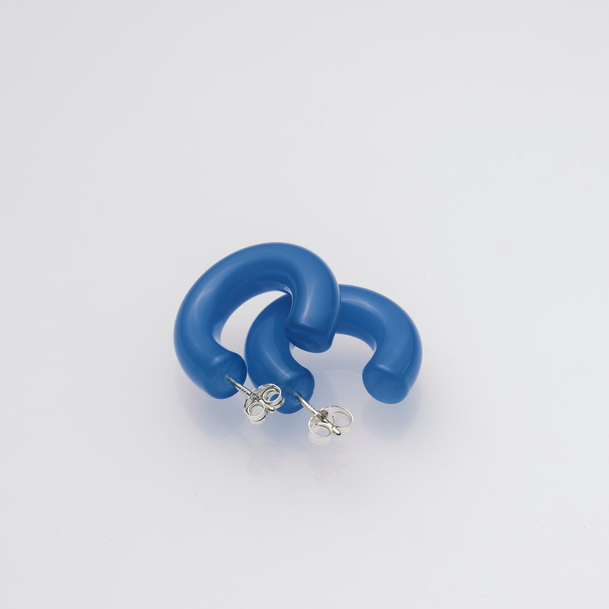 Keane Mini Glass Hoops – LINDQUIST