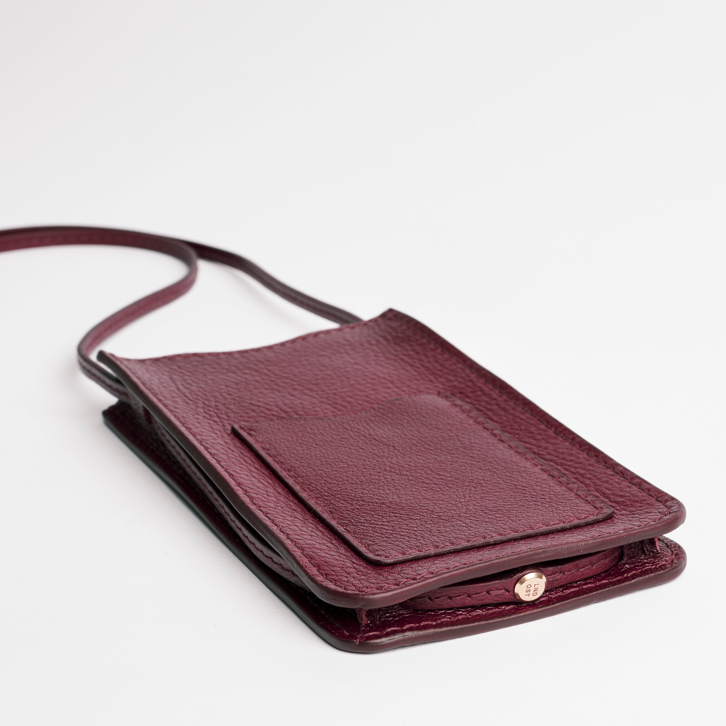 Pal in Sumac – LINDQUIST